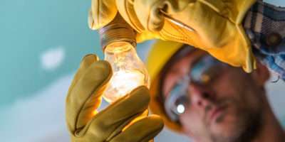 Step-by-Step Guide to Wiring a Ceiling Rose | Lightbulbs Direct