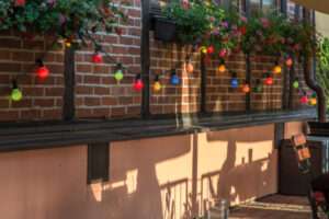 A Guide to Outdoor Lighting | Lightbulbs Direct